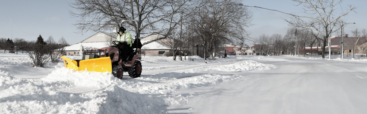 Tractor Plows | FISHER® V-Plows & Straight Blades