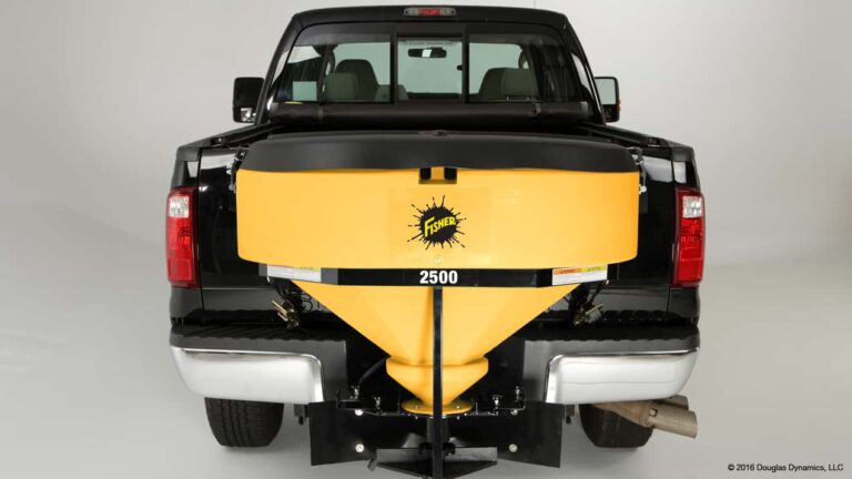 Low Profile 500, 1000 & 2500 Tailgate Spreaders | FISHER®