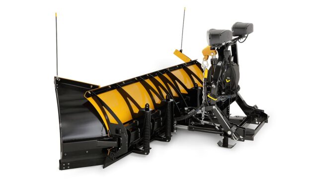 XLS™ Winged Plow | Independent Plow Wing Control | FISHER®
