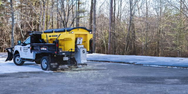 TEMPEST™ Poly Hopper Spreader | FISHER®