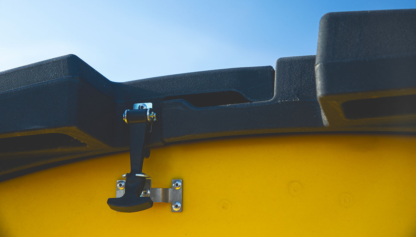TEMPEST™ Poly Hopper Spreader | FISHER®