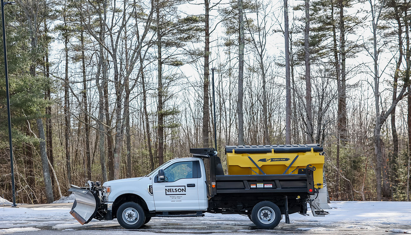 TEMPEST™ Poly Hopper Spreader | FISHER®