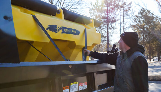 TEMPEST™ Poly Hopper Spreader | FISHER®