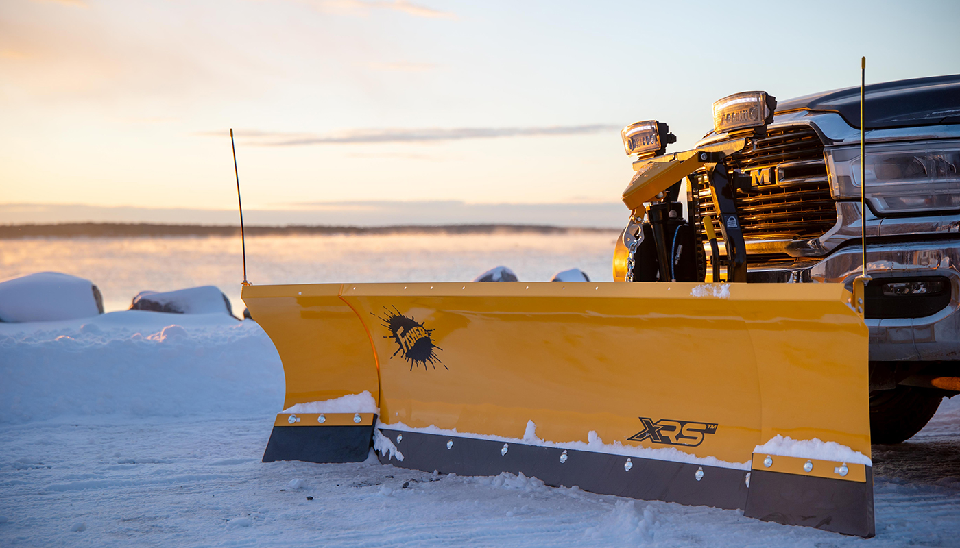 XRS™ Winged Snow Plow for Skid-Steers | FISHER®